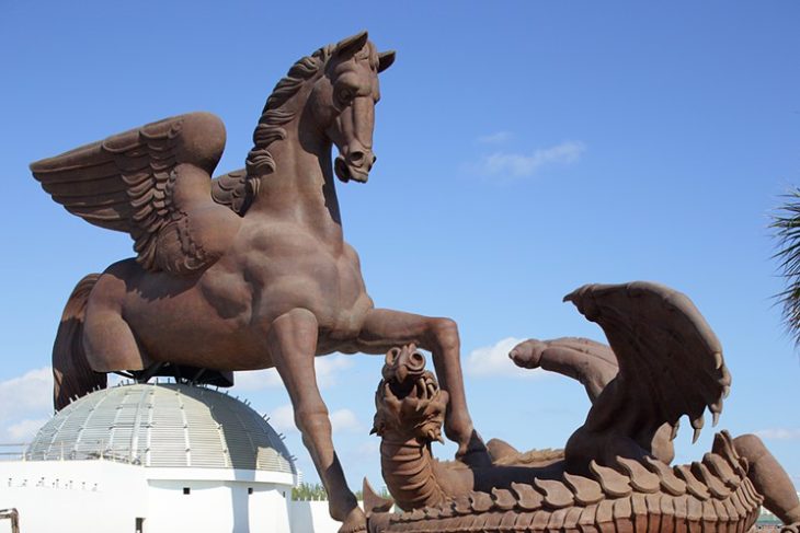 Pegasus & Dragon the Monument – www.franksprojects.com